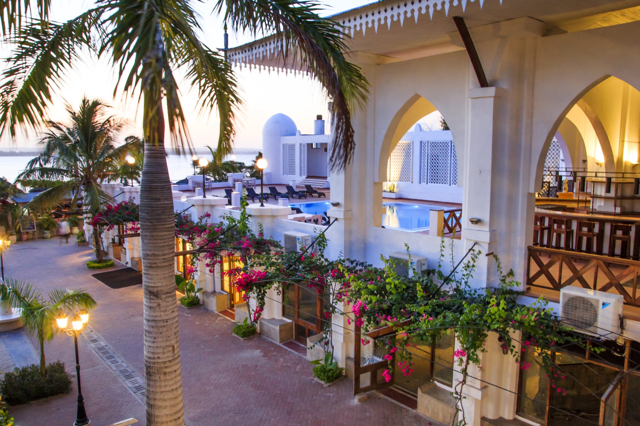 Hotel Slipway | Luxury Tanzania Accomodation | SAFARI FRANK