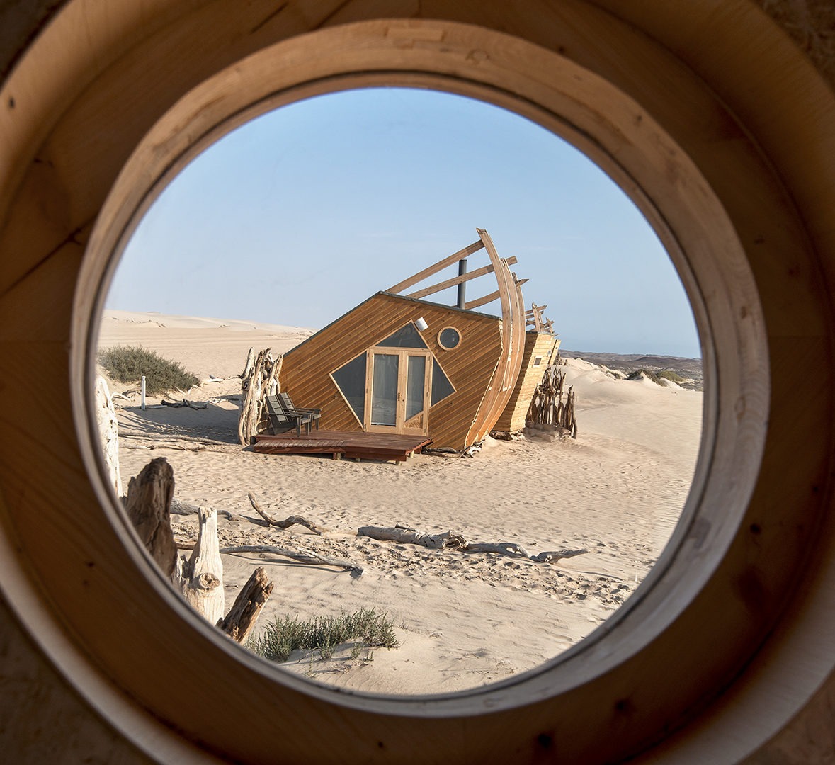 Shipwreck Lodge | SAFARI FRANK | Skeleton Coast, Namibia