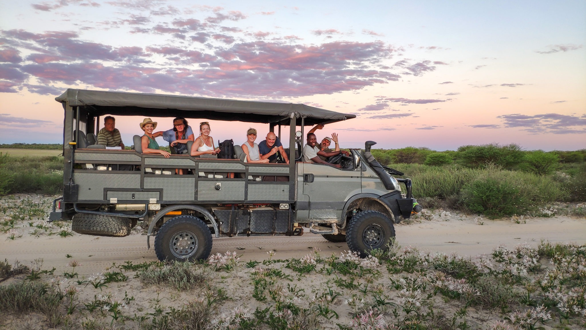Freunde in der Wildnis – Die besten privaten Gruppensafaris für ...
