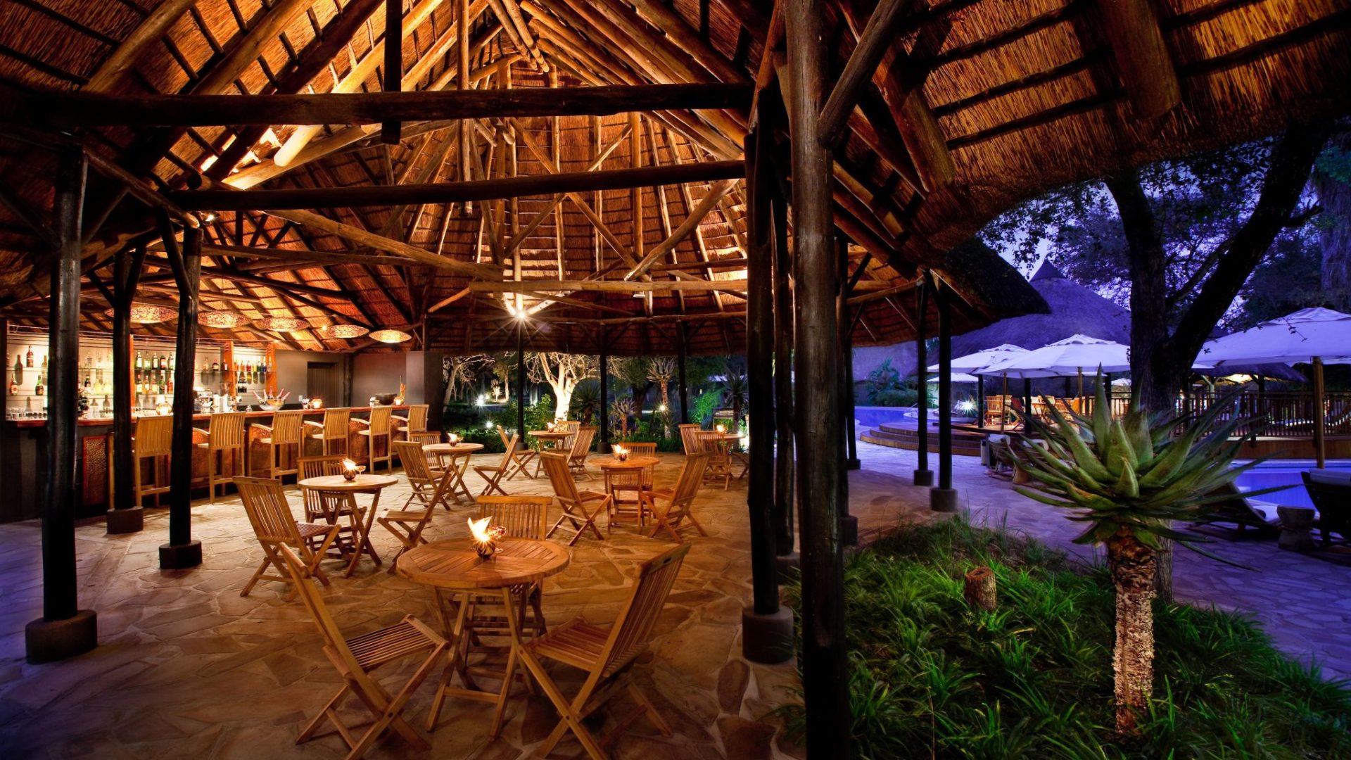 Mokuti Etosha Lodge | SAFARI FRANK